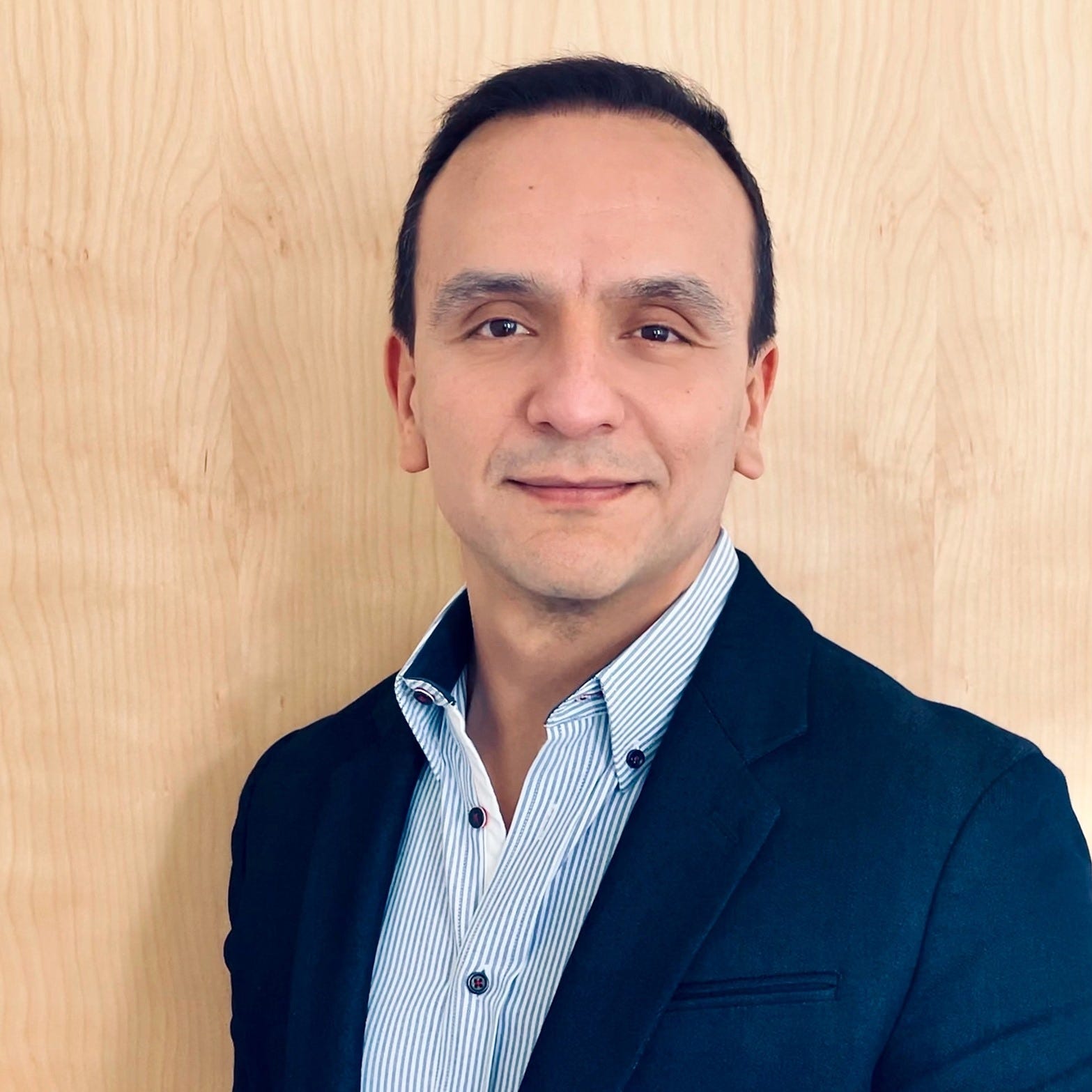 Alfredo Remolina – Medium