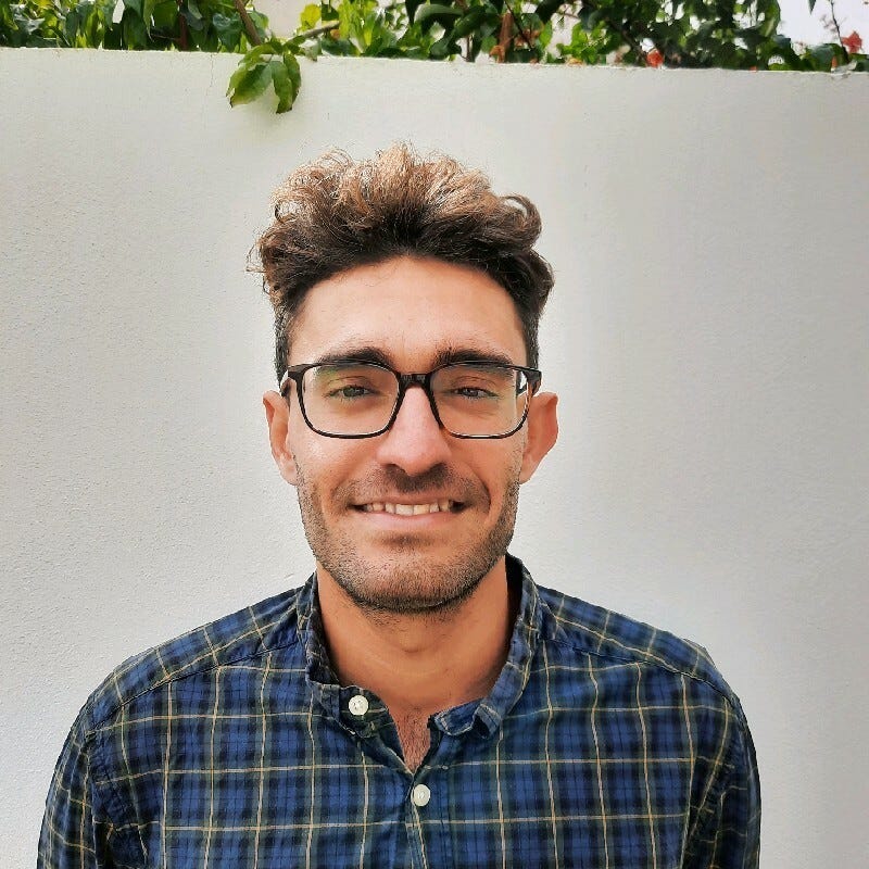 Alejandro M. Gómez – Medium