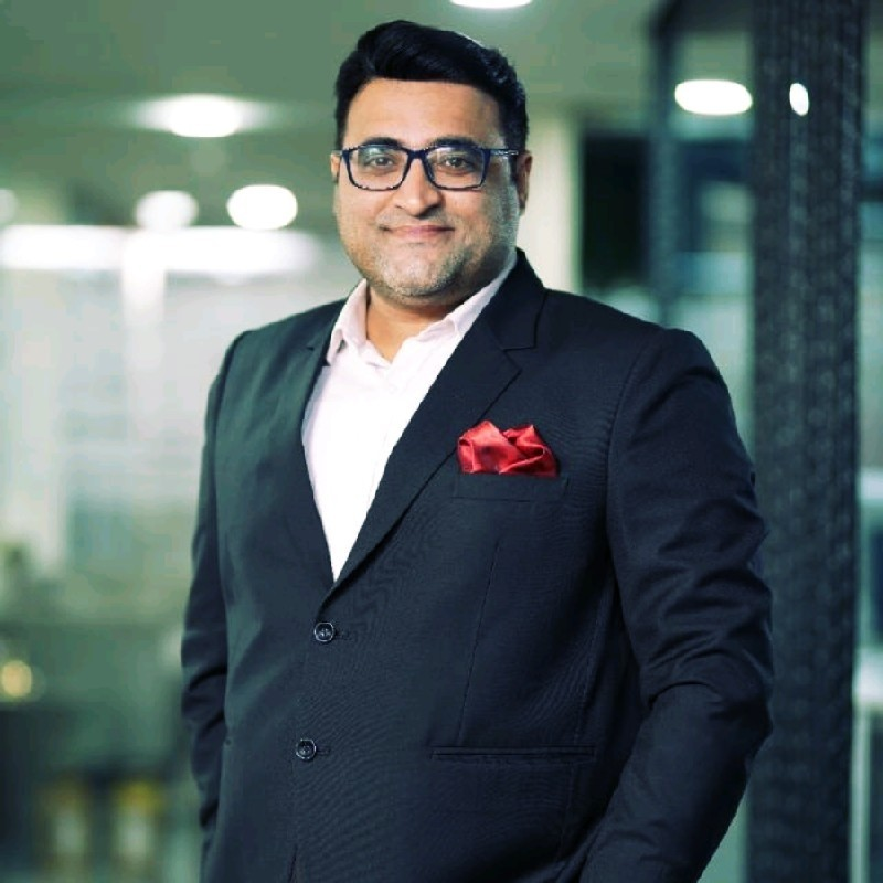 Robin Pahuja – Medium