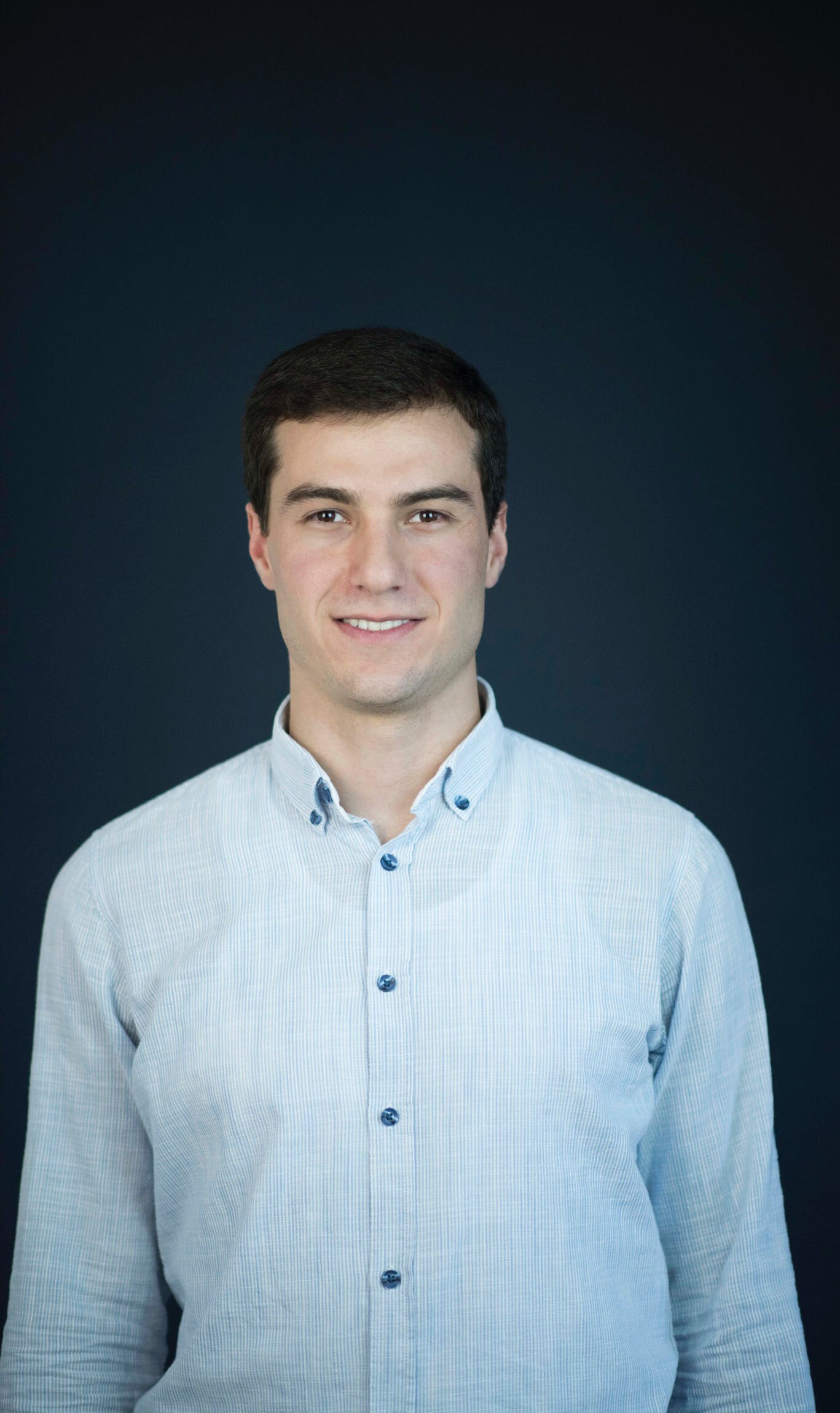 Gevorg Gasparyan – Medium