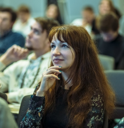 Elena Rybina – Medium