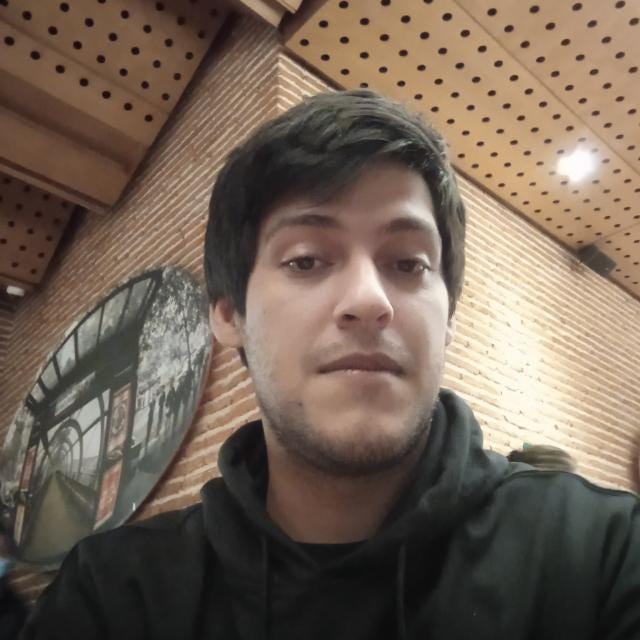 Jhonny Barrios Sandrea – Medium