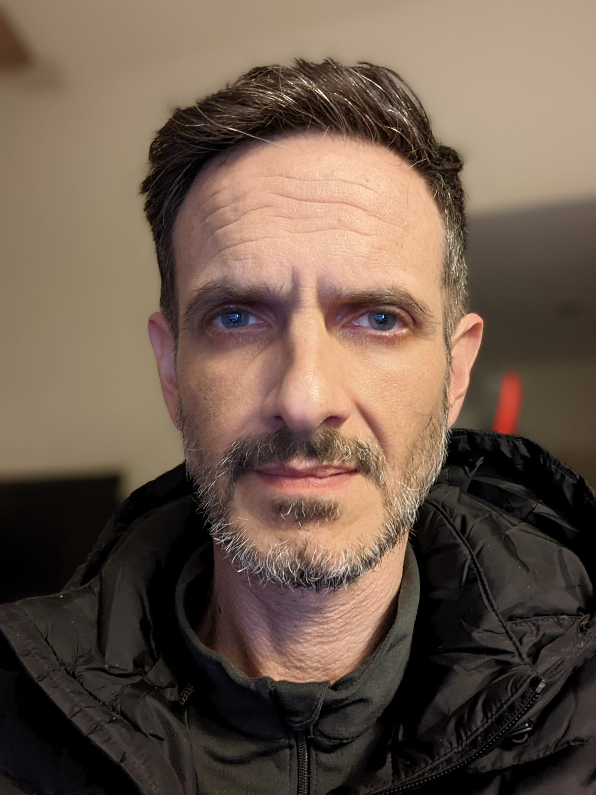 Sebastian Schepis – Medium