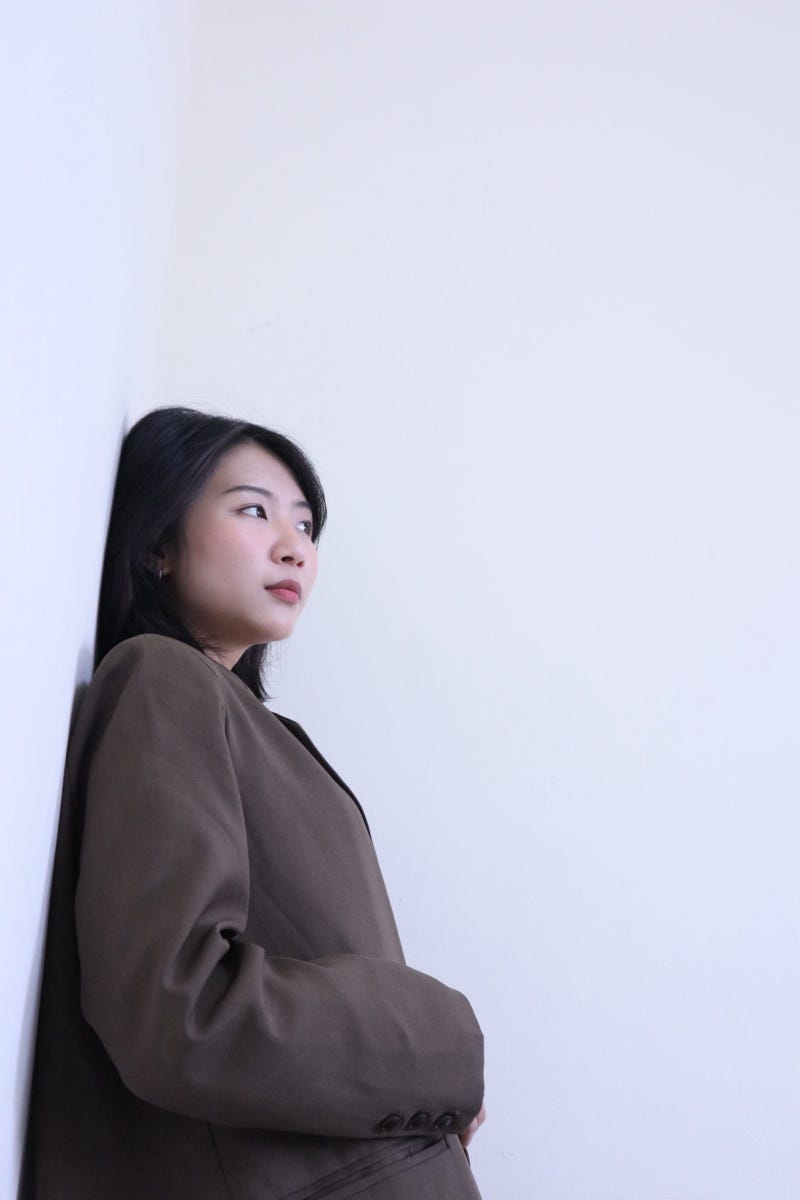 Jean Chong – Medium