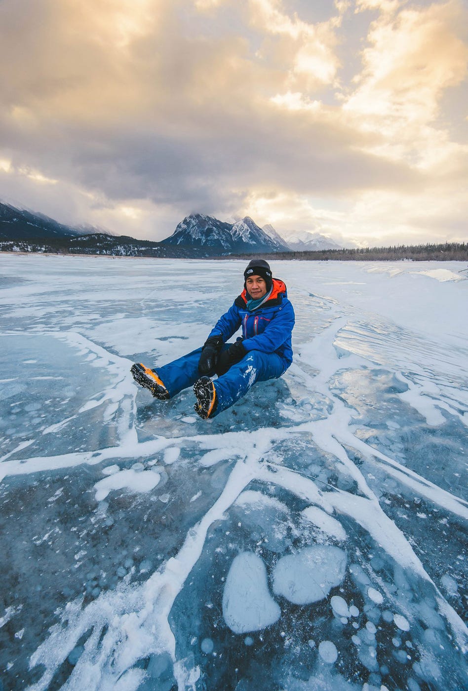 Athichart Tangpong – Medium