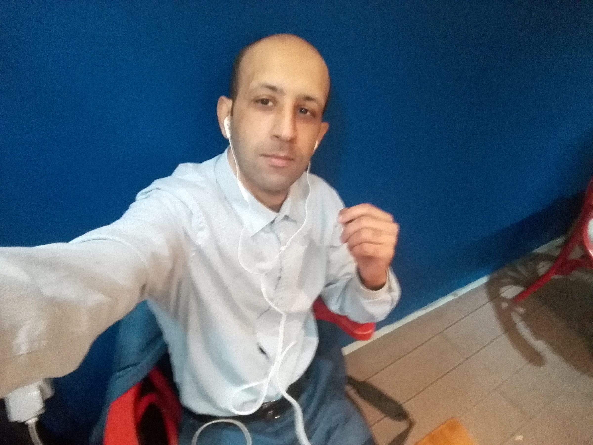 Mounir Elogbani – Medium