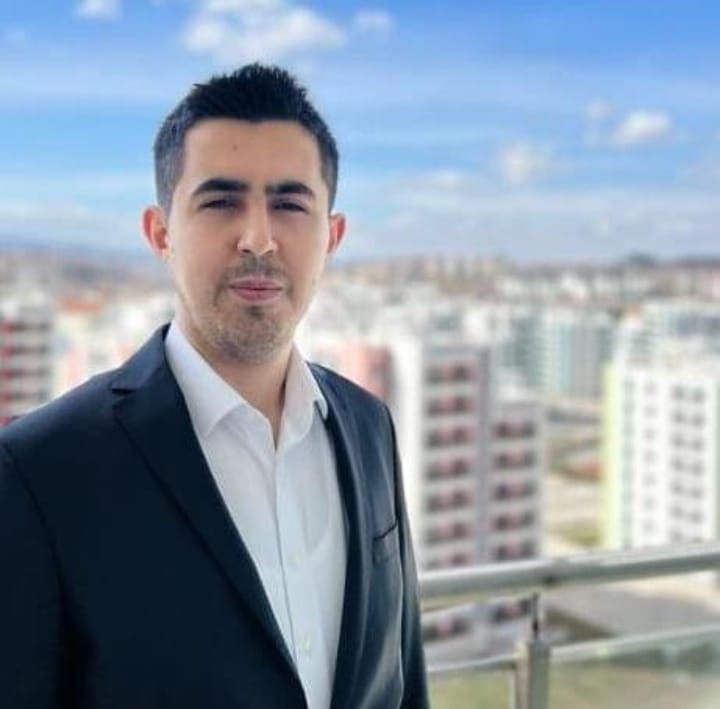 Ahmet Korkmaz – Medium