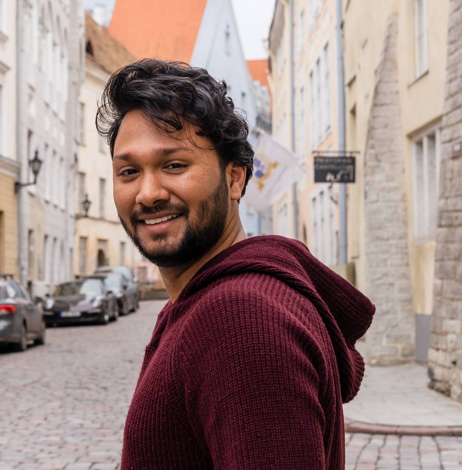 Roshan Vijay Devullapalli 🧑🏻‍💻 – Medium