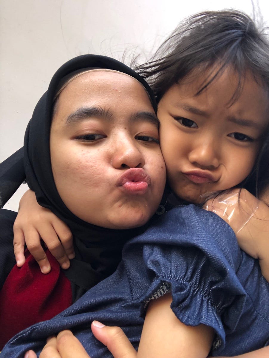 Geular Annisa Hakimah – Medium