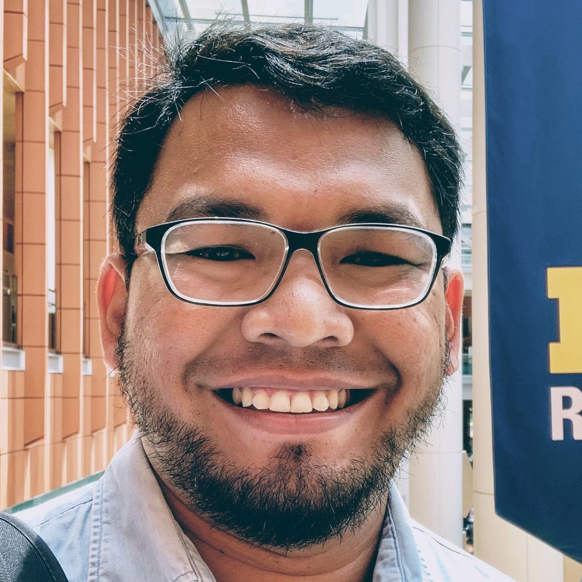 Hendra Saputra – Medium