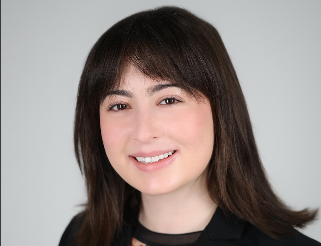 Lucy Friedmann – Medium