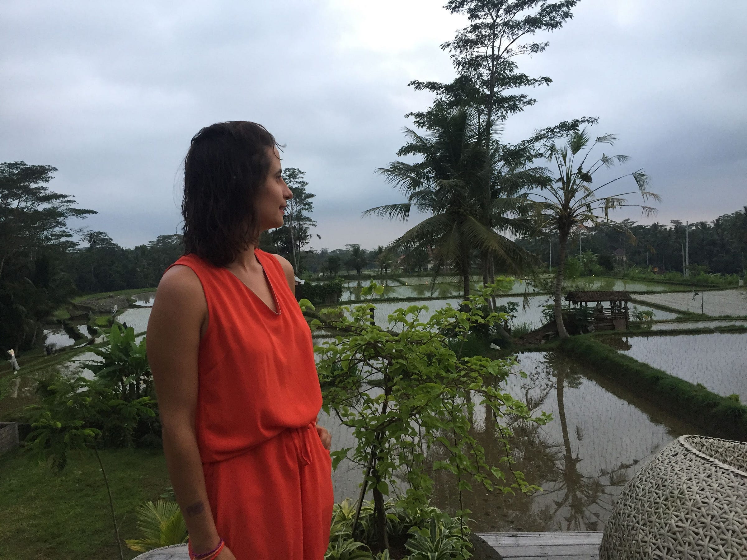 Alizée in Wonderland – Medium