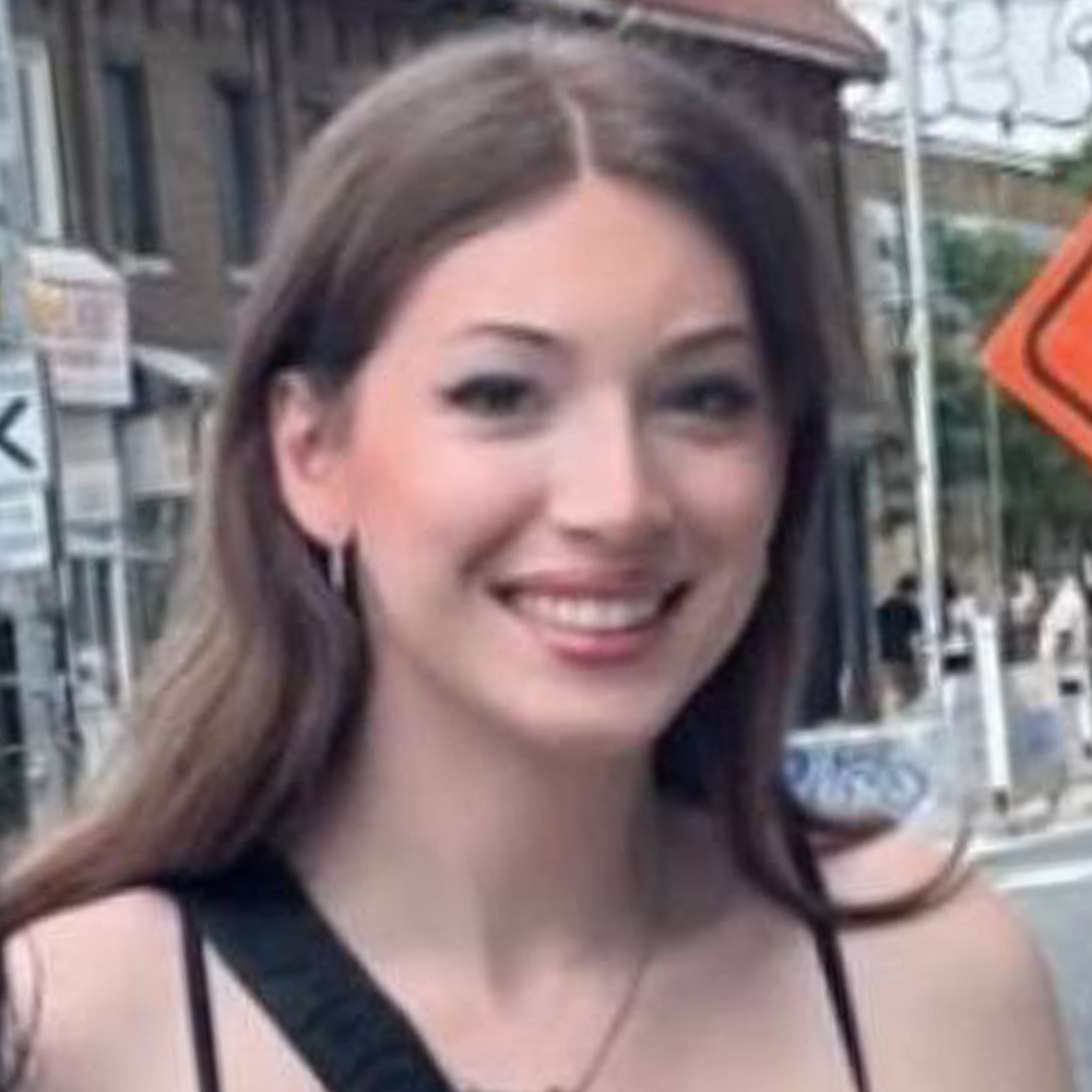 Samantha Cartwright – Medium