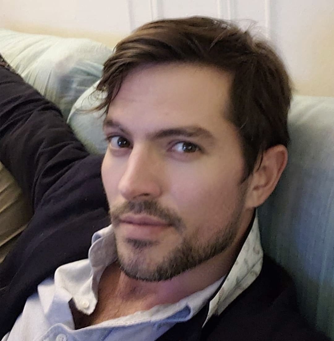 Stephen Bell – Medium