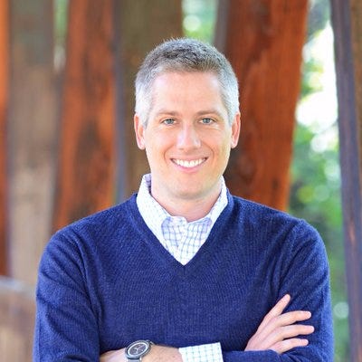 Bobby Kaple – Medium