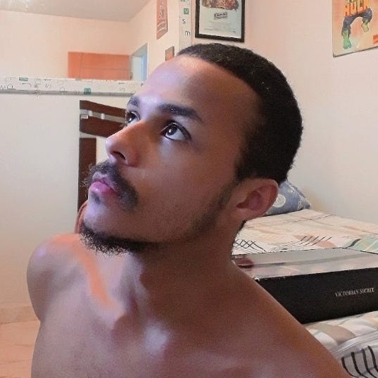Lucas Fernando – Medium