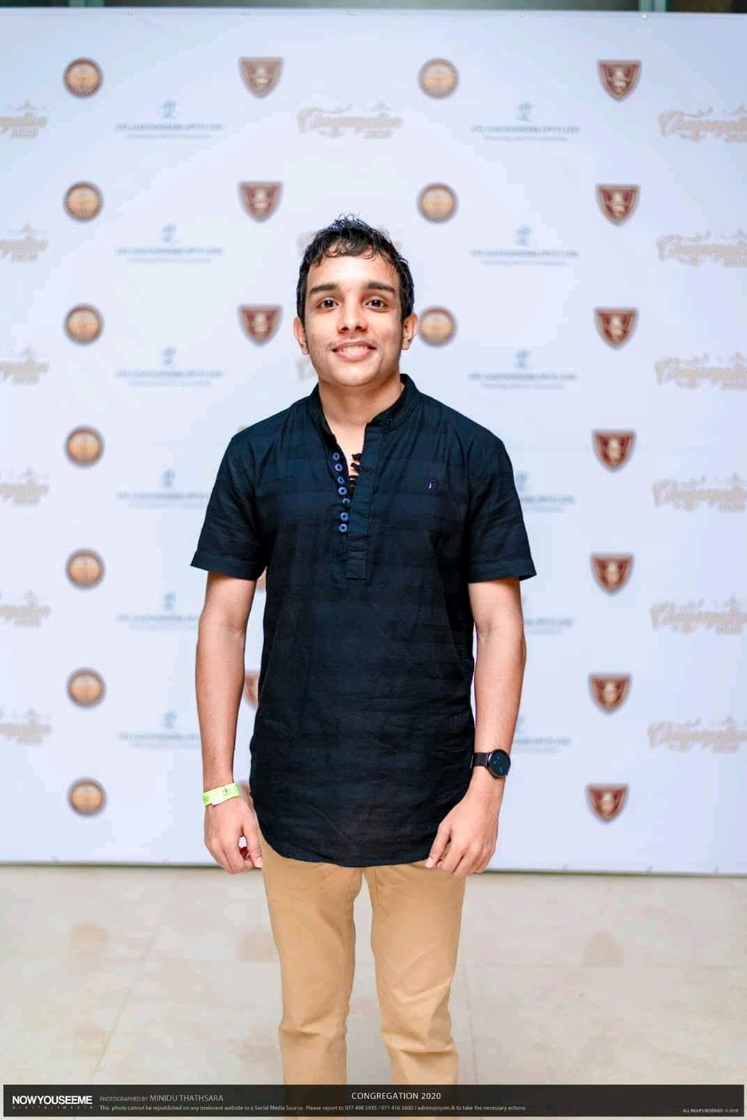 Tharindu Gimras – Medium