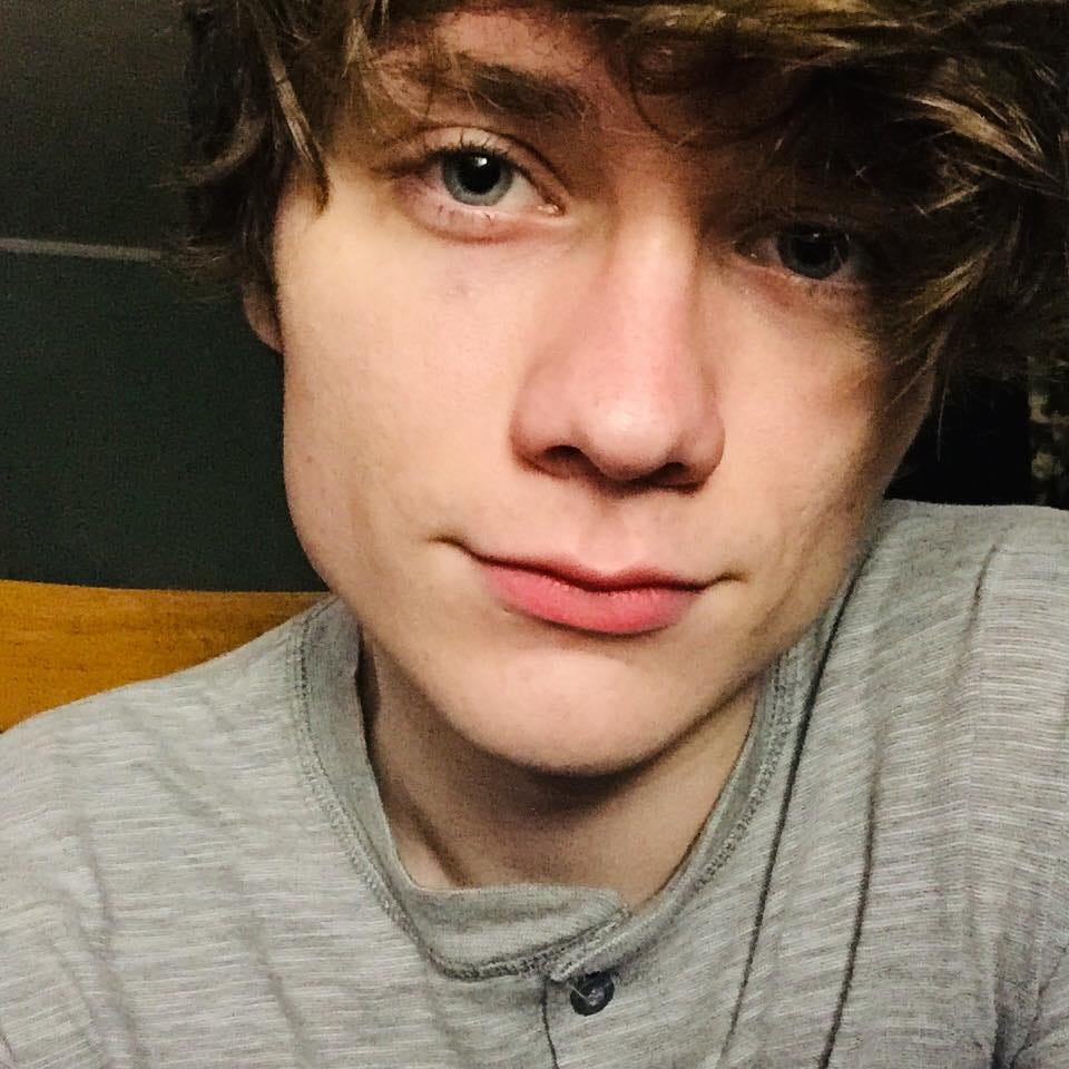 Joshua Rhett Pittman – Medium
