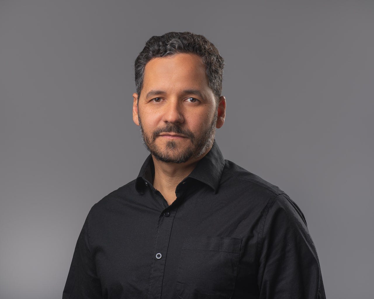 Andres Dominguez – Medium