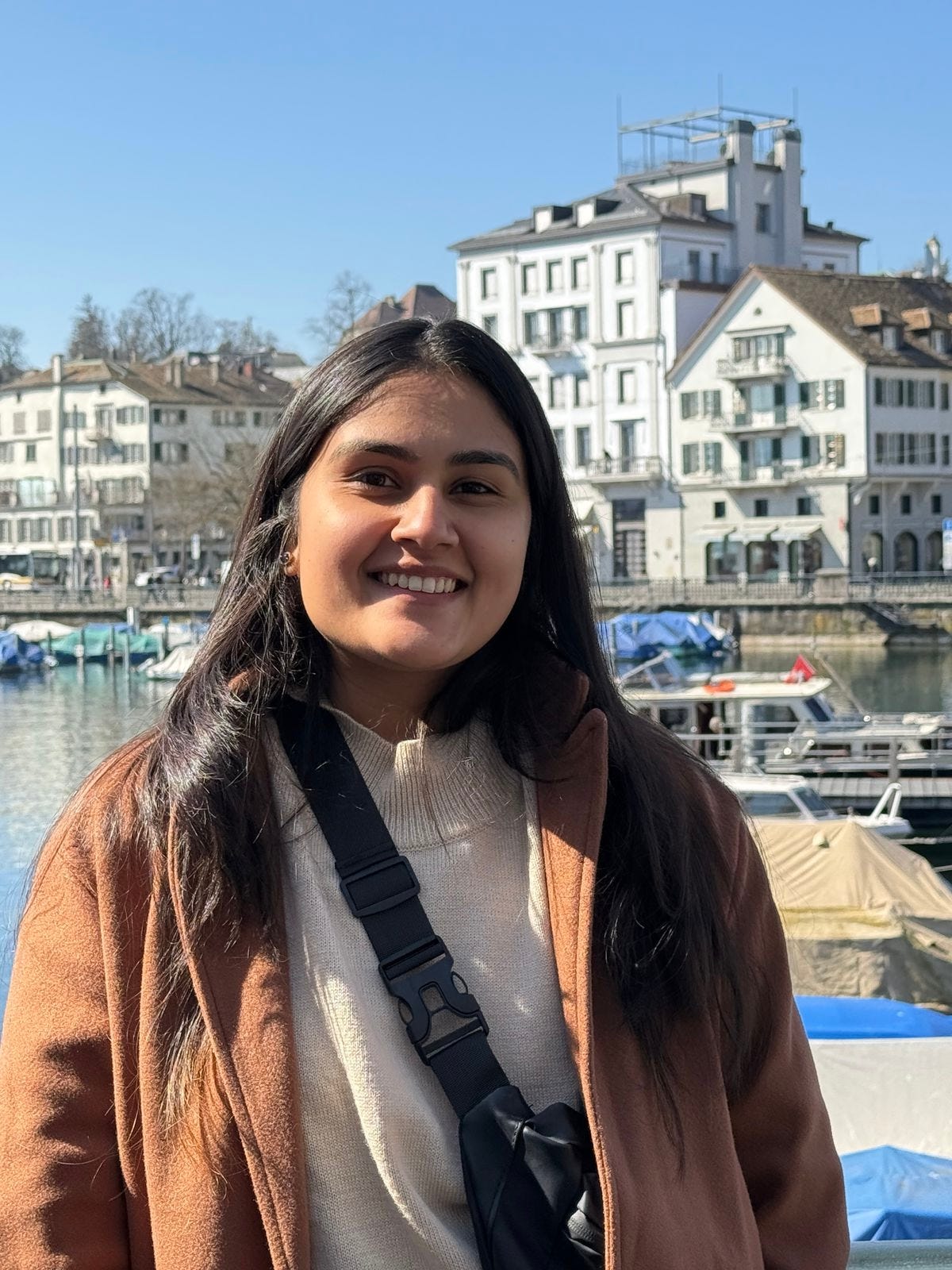 Twarita Pande – Medium