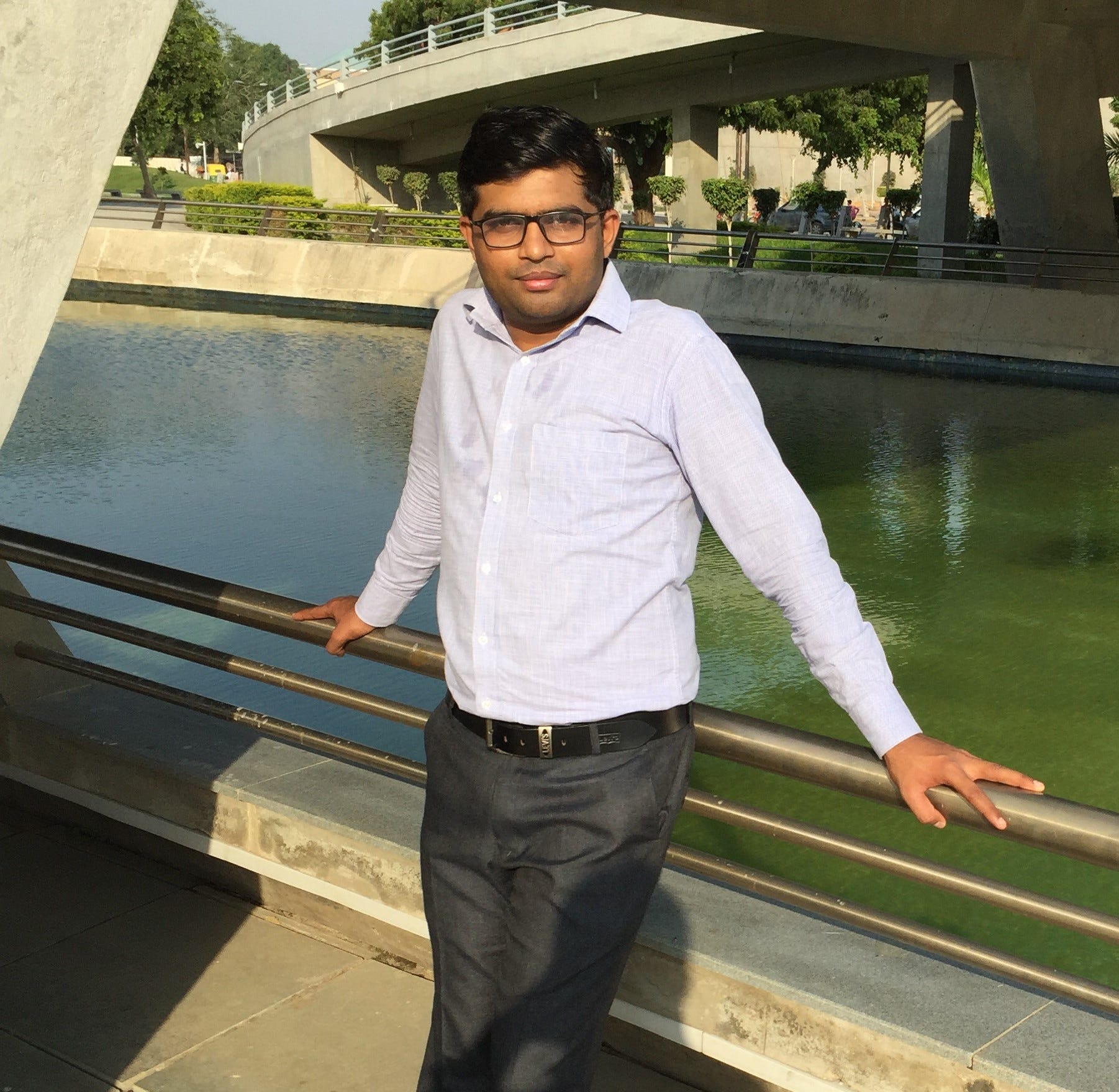 paras santoki – Medium