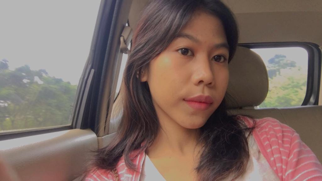 Destri Ayu Safitri – Medium