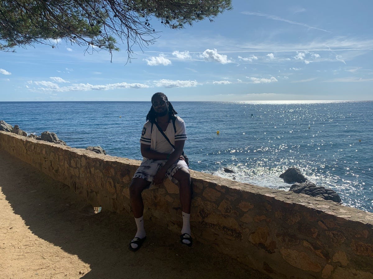 Kevon Jones – Medium