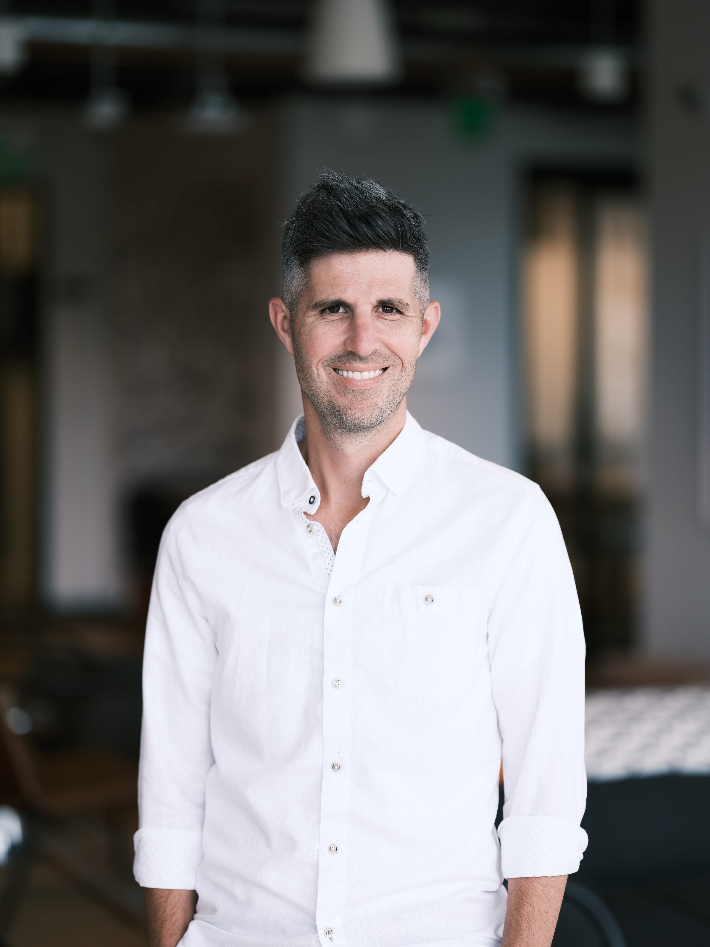 Chris Okroy – Medium