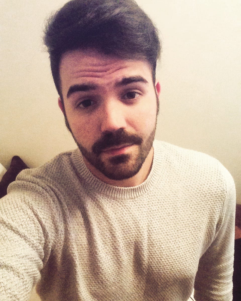 Paulo Henrique – Medium