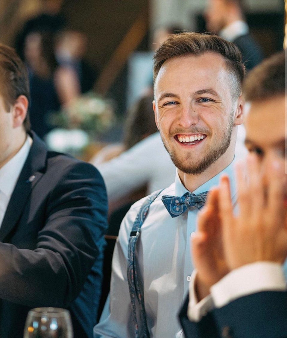 About – Leon Amadeus – Medium