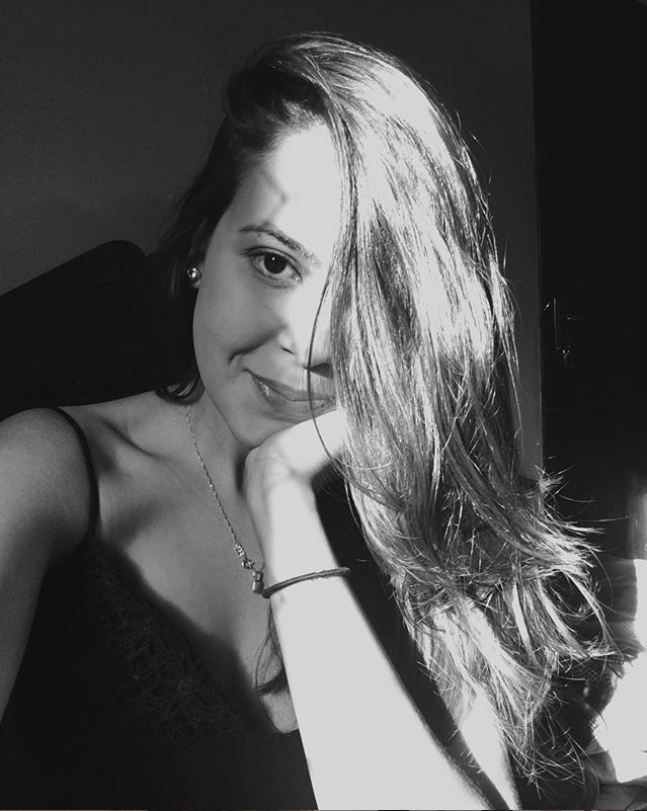 Jade Carvalho – Medium