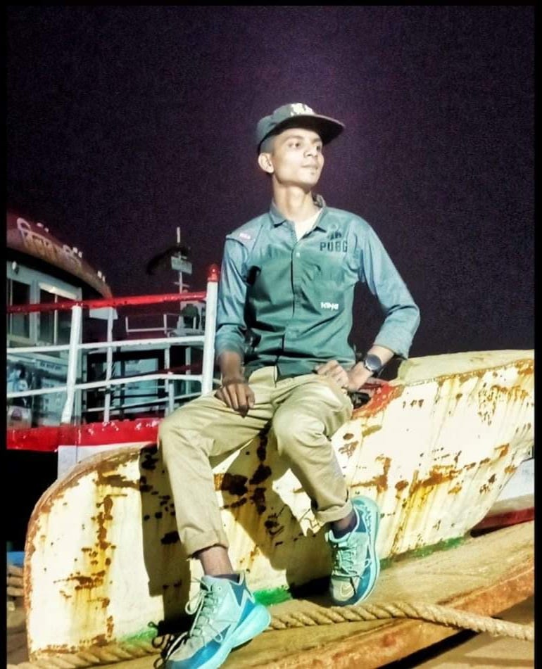 Selim Rana – Medium