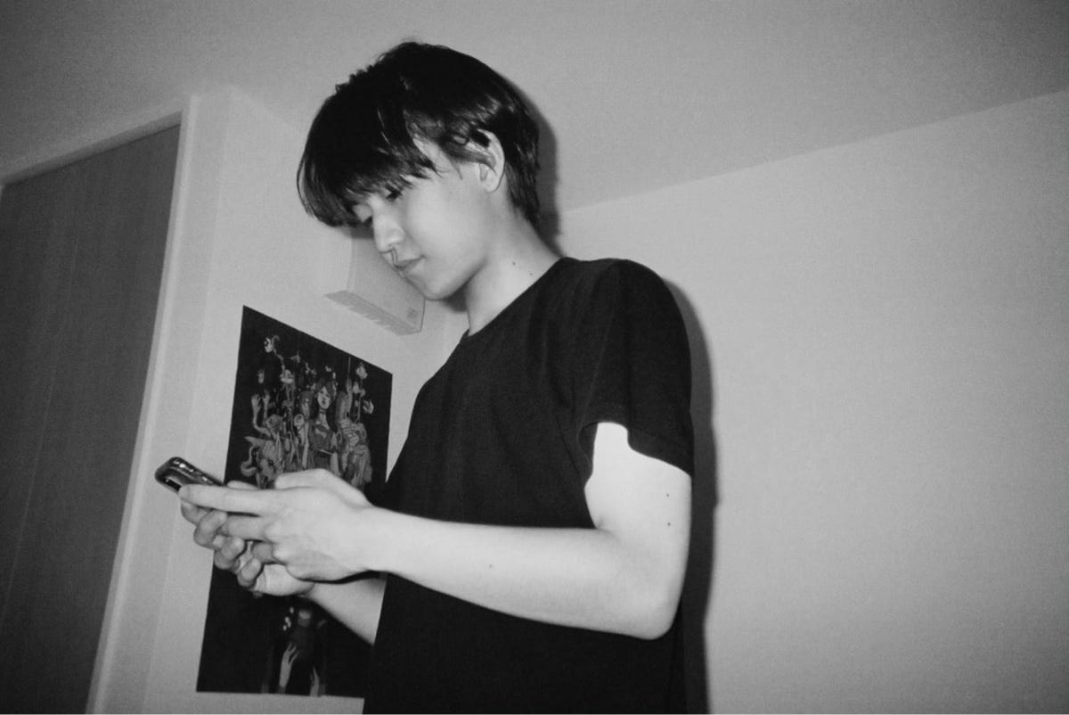 Togtuun Enkhbold – Medium