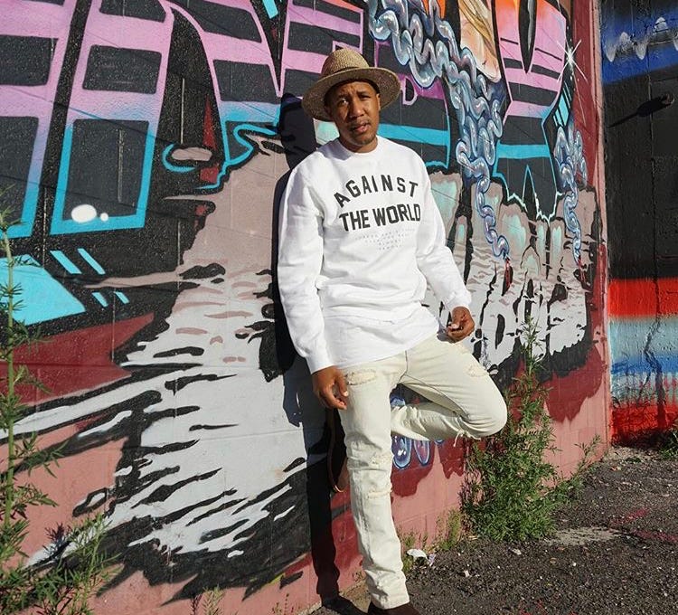 Shannon Scott – Medium