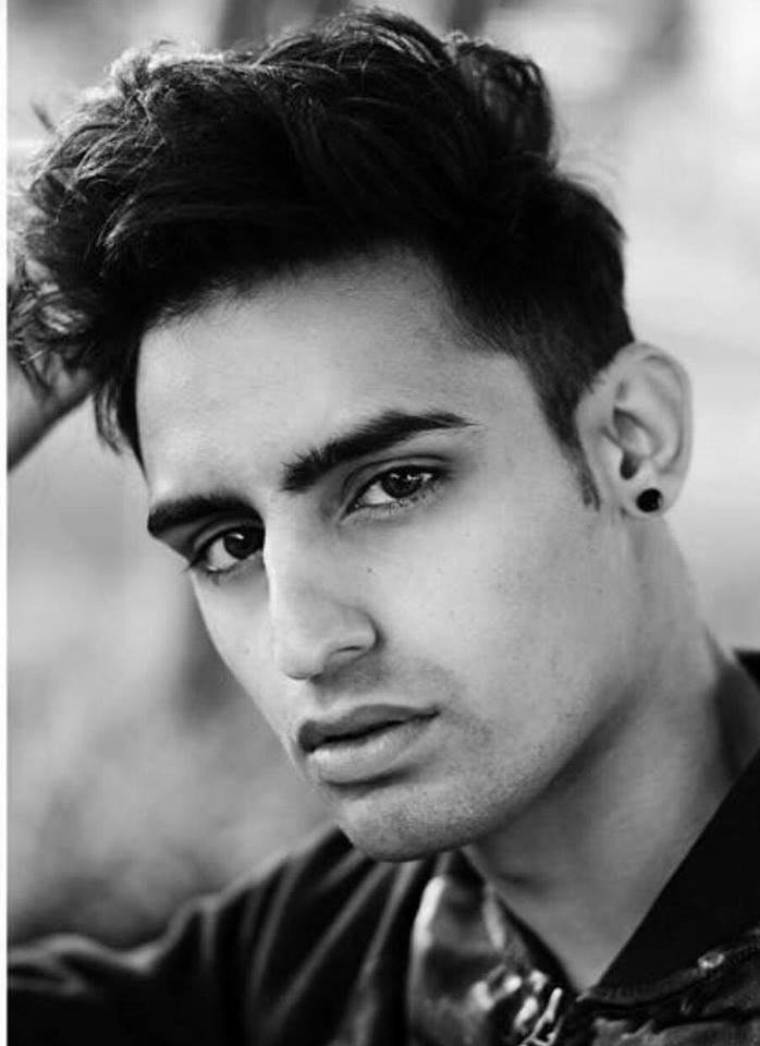 Alibek Issaev – Medium