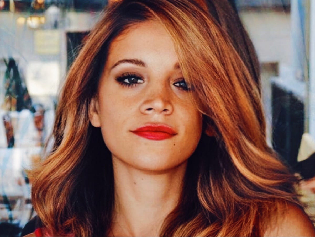 About – Ezel Merin Nalbantoglu – Medium