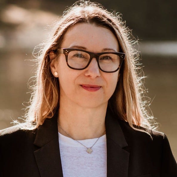 colleen – Medium