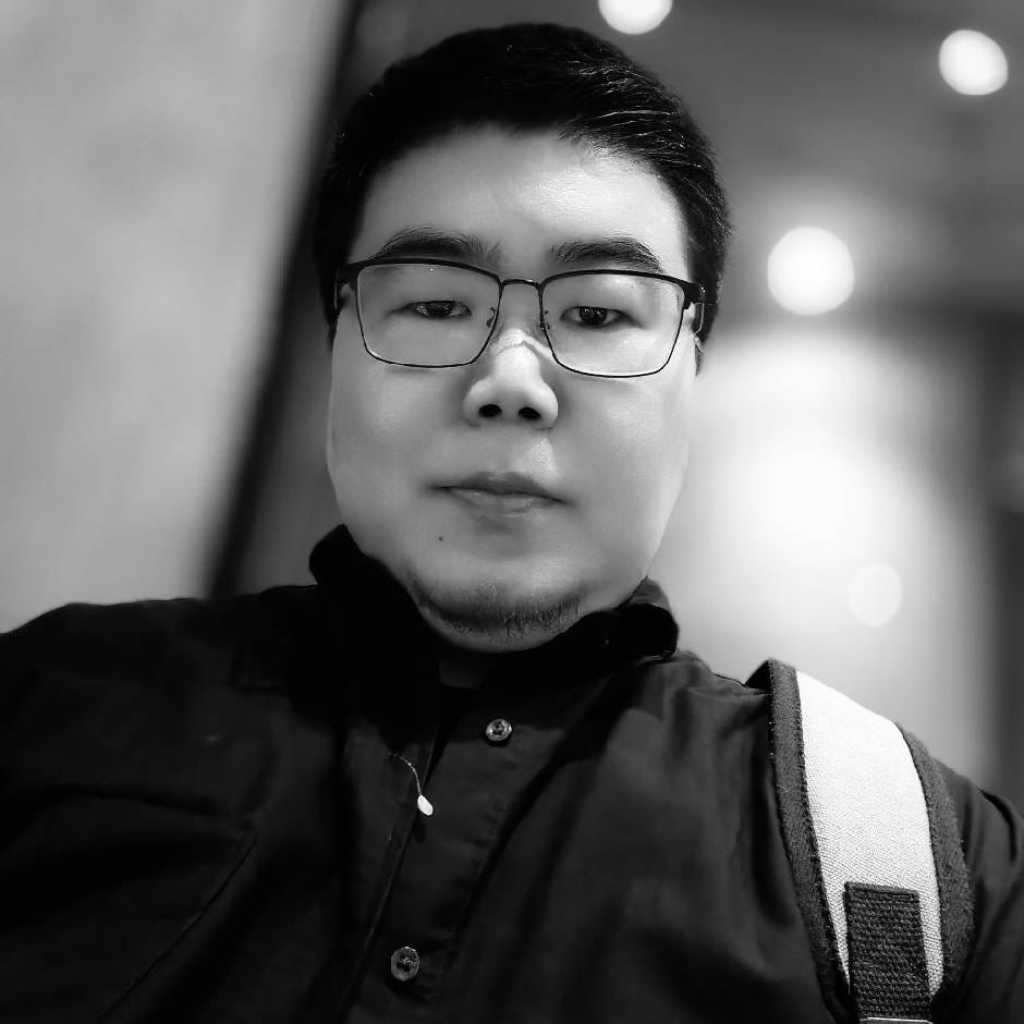 Roy – Medium