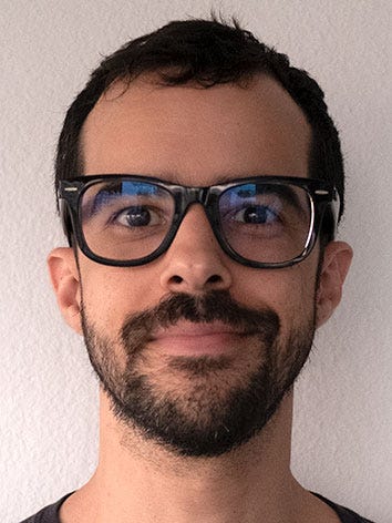 Fernando Lira – Medium