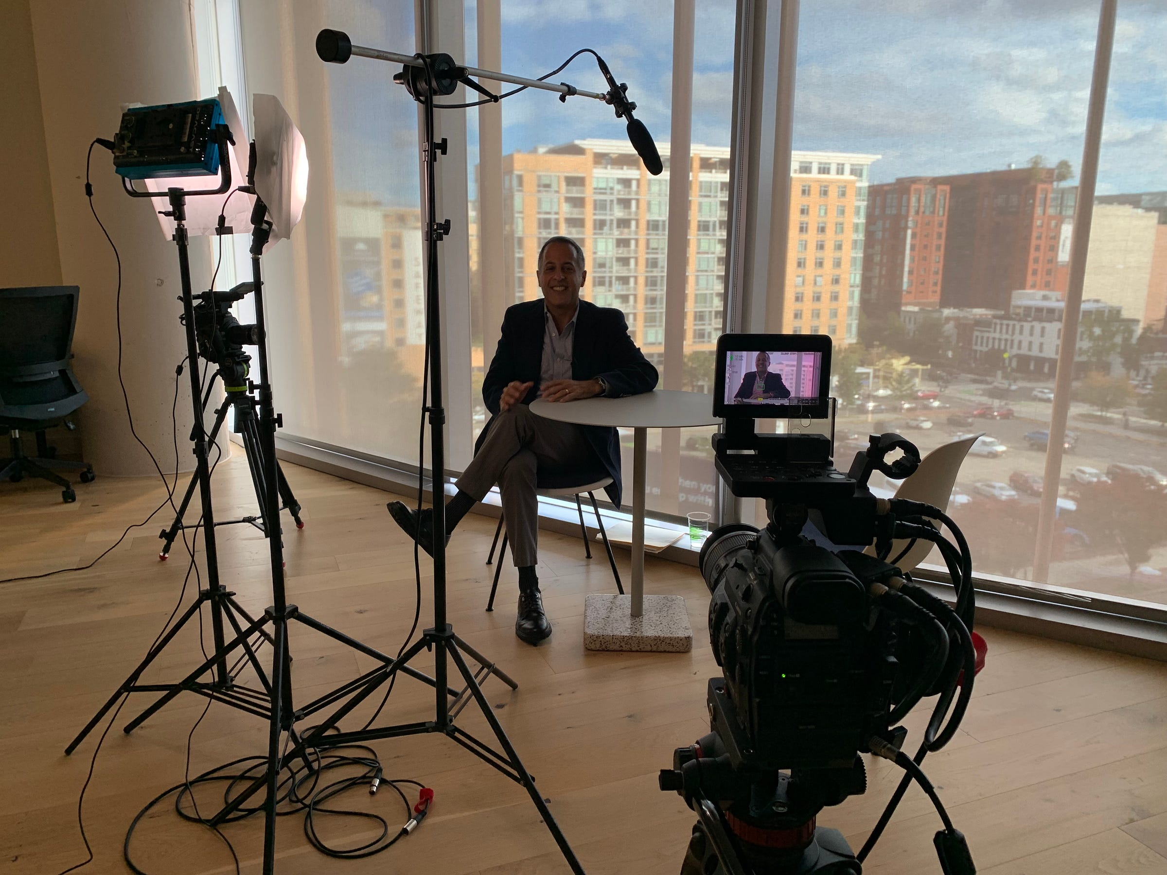 Bob Mitchell – Medium