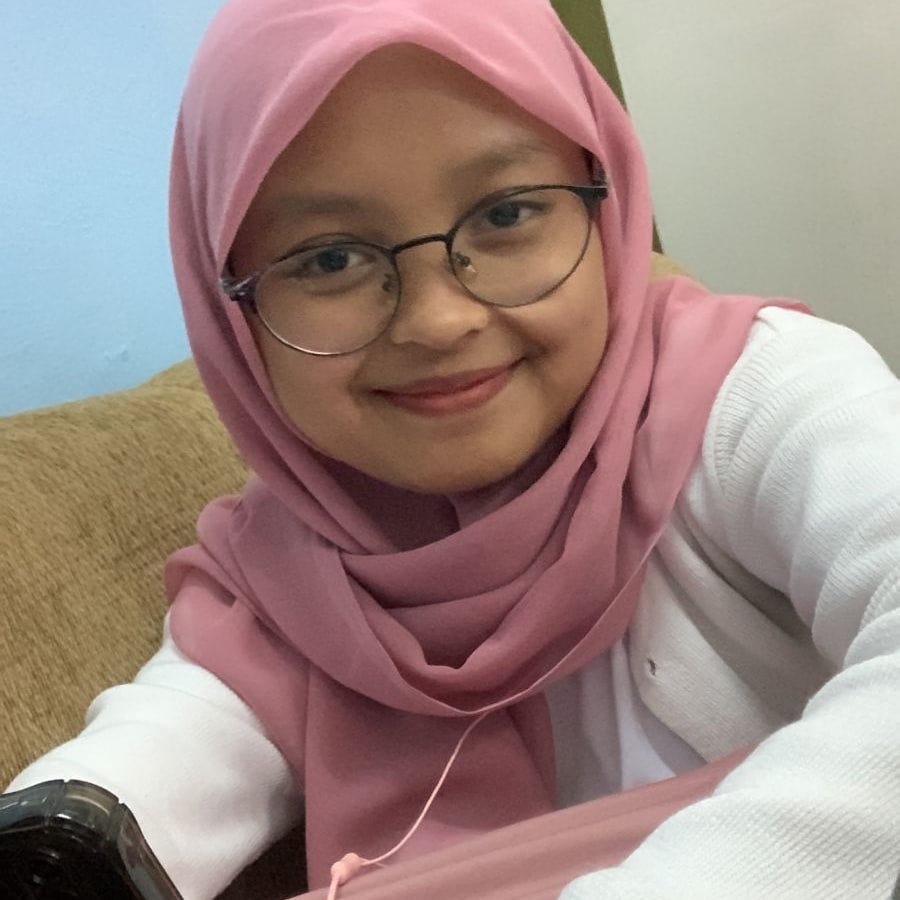 Sofi Nur Meilina – Medium