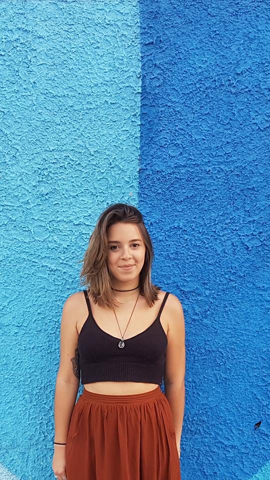Isadora Barros – Medium