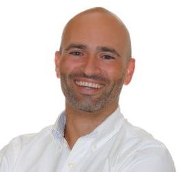 Felipe Angulo – Medium