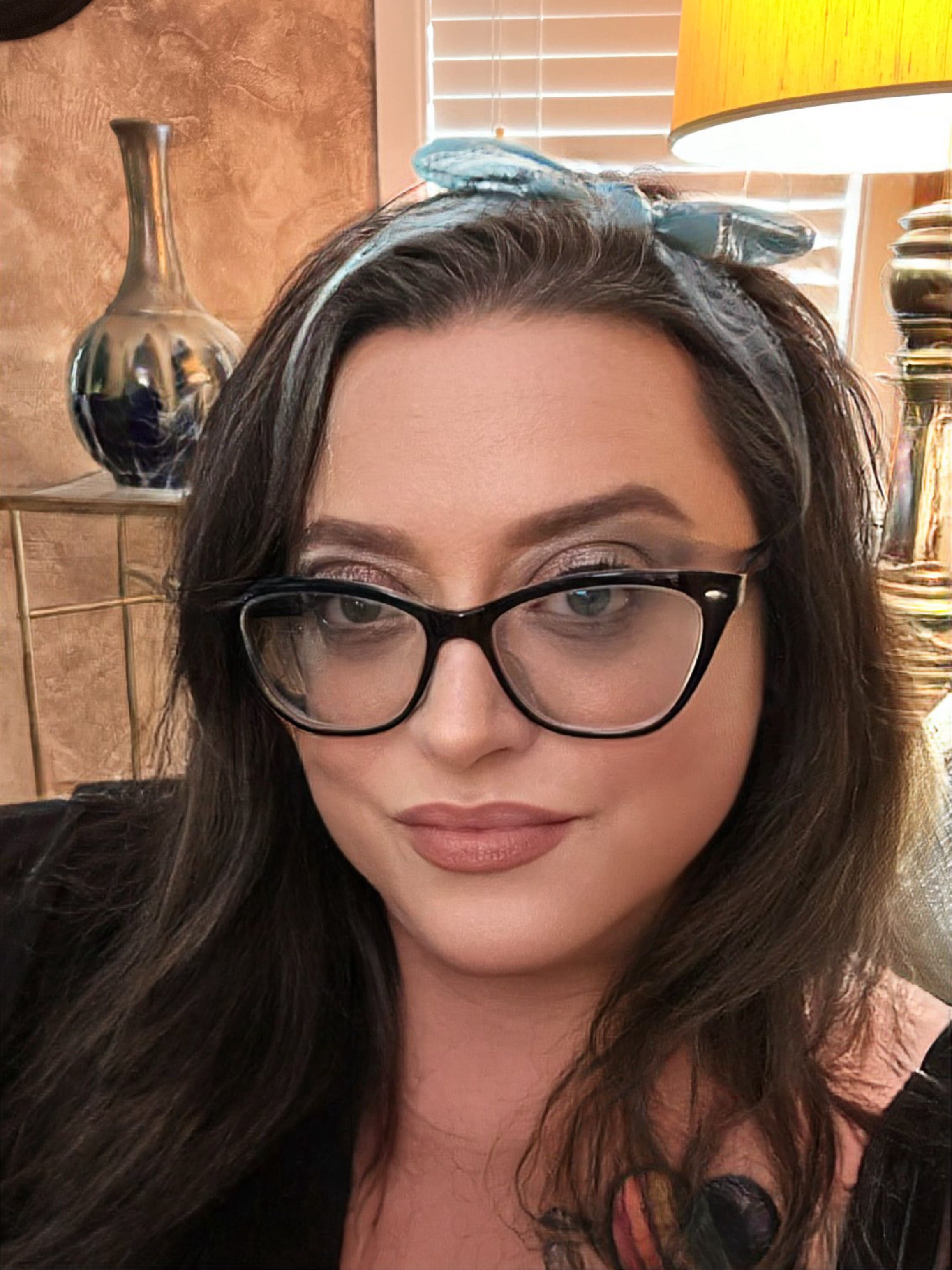 Sissy Michél – Medium