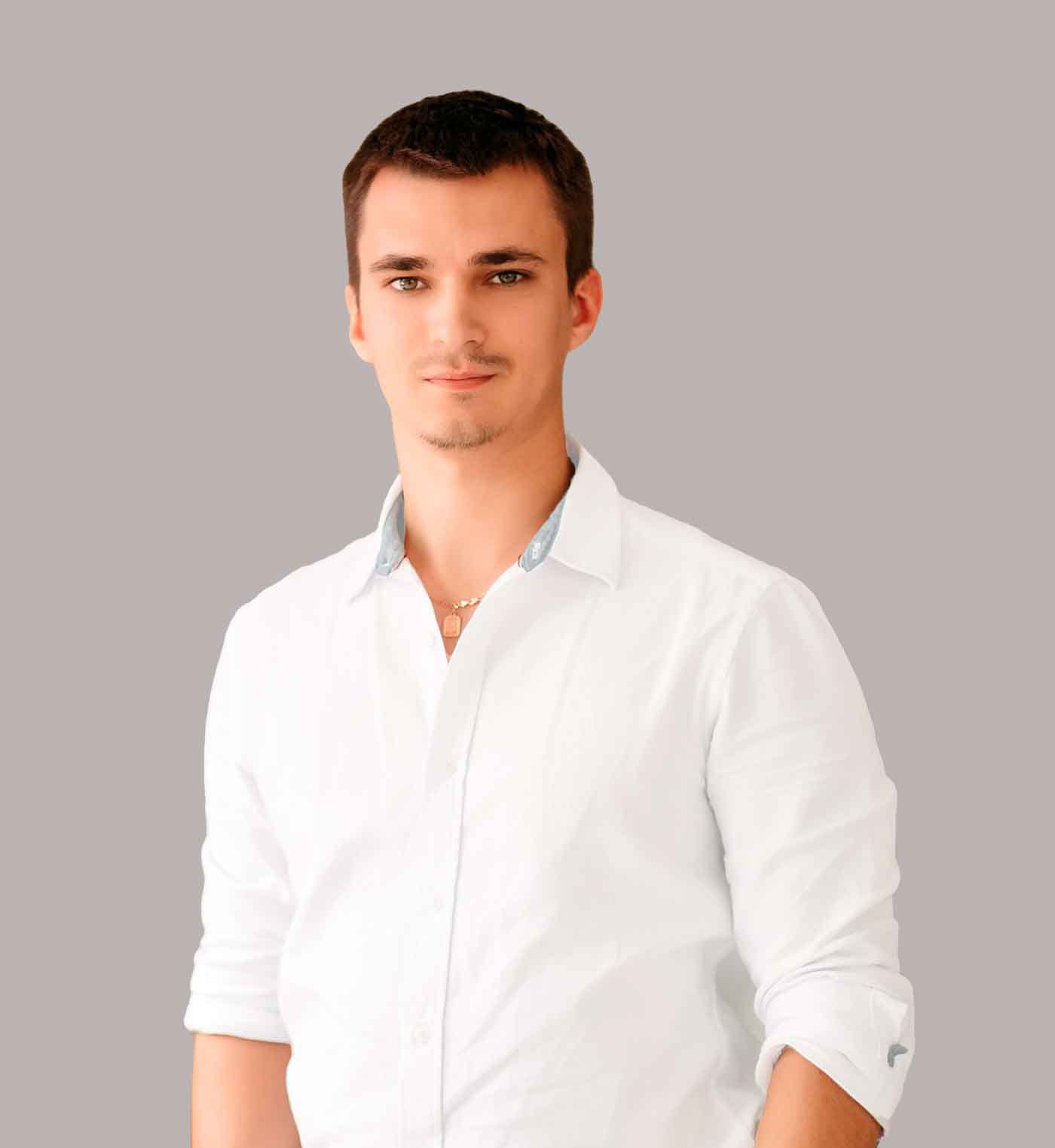 Alex Shubin – Medium