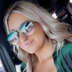 Emery Jade – Medium
