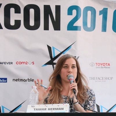 Tamar Herman – Medium
