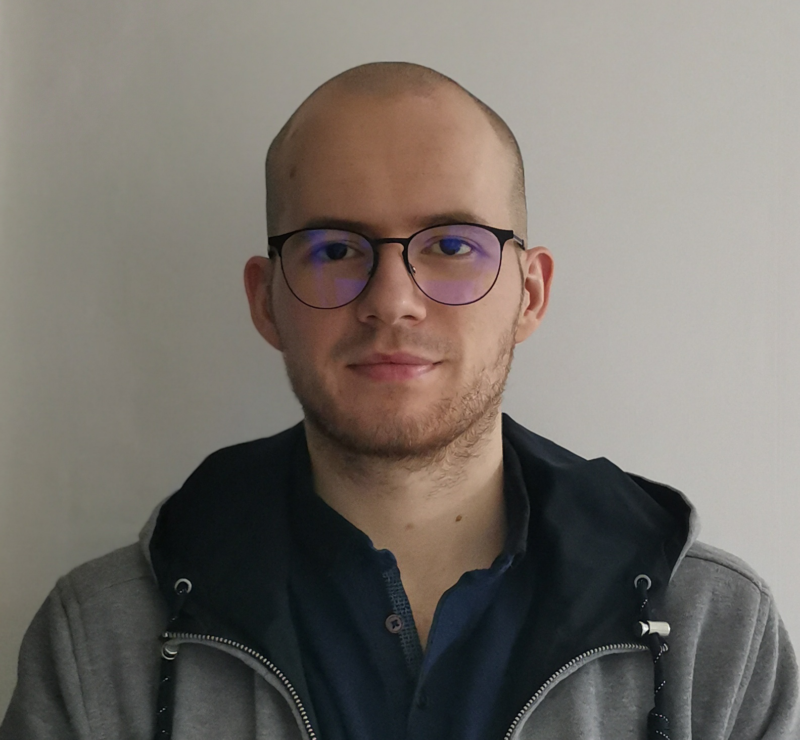 Amaury Lecomte – Medium