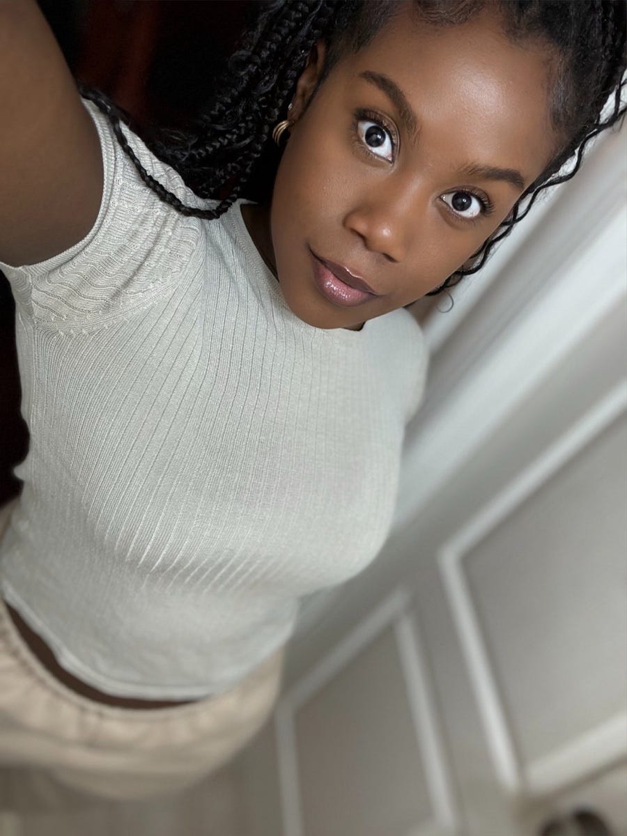 Jaelyn Young – Medium