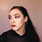 Eli Jacqueline – Medium